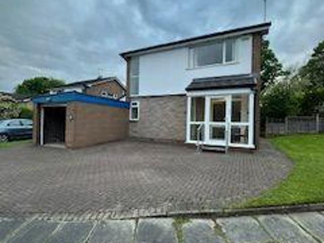 3 bedroom detached house to rent