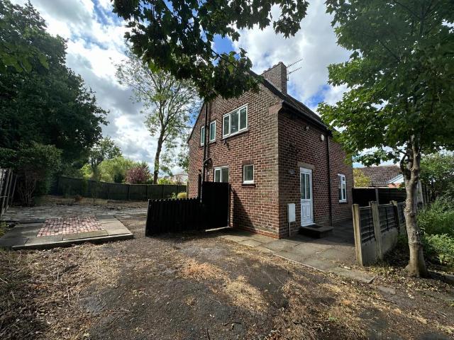 3 bedroom detached house to rent