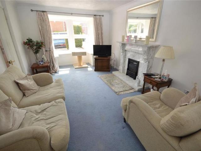3 bedroom detached house to rent