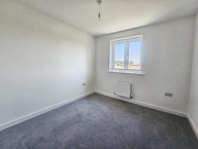 3 bedroom detached house to rent