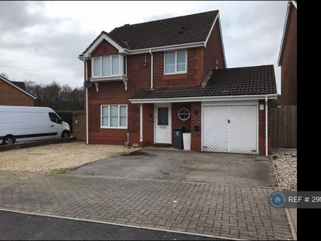 3 bedroom detached house to rent