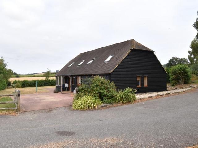 3 bedroom detached house to rent