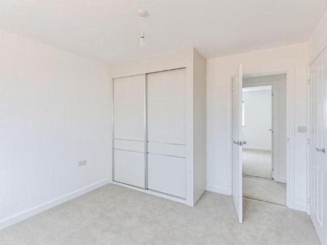 3 bedroom detached house to rent
