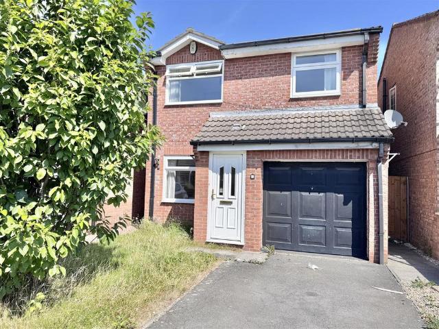 3 bedroom detached house to rent