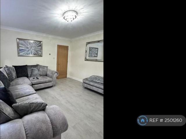 3 bedroom detached house to rent