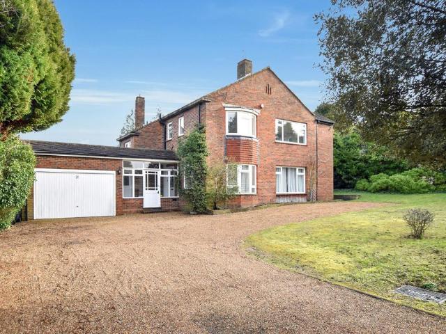 3 bedroom detached house to rent