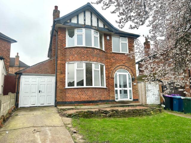 3 bedroom detached house to rent