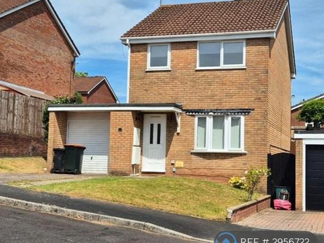 3 bedroom detached house to rent