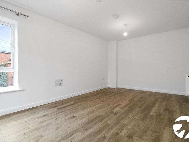 3 bedroom detached house to rent