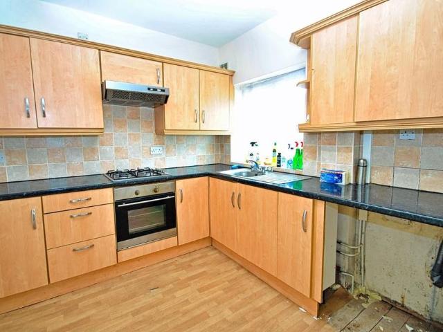 3 bedroom detached house to rent