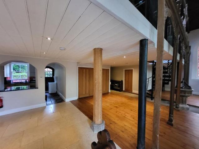 3 bedroom detached house to rent