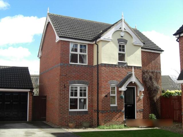 3 bedroom detached house to rent