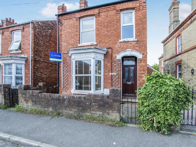 3 bedroom detached house to rent