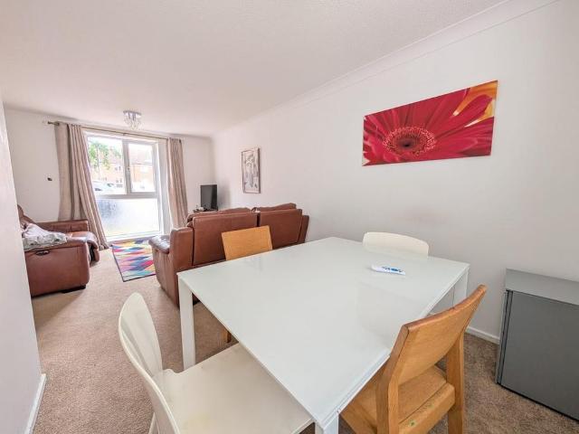 3 bedroom detached house to rent