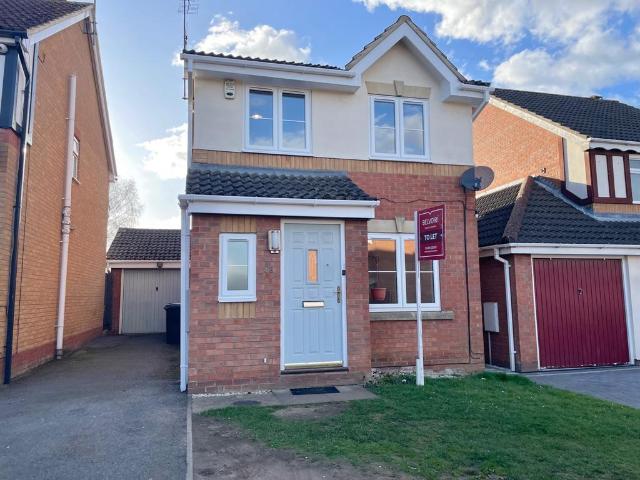 3 bedroom detached house to rent