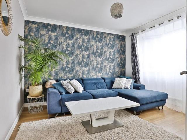 3 bedroom detached house to rent