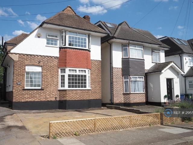 3 bedroom detached house to rent