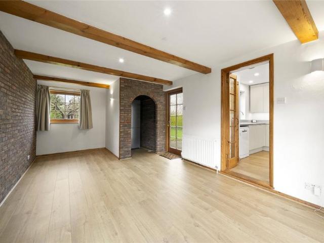 3 bedroom detached house to rent