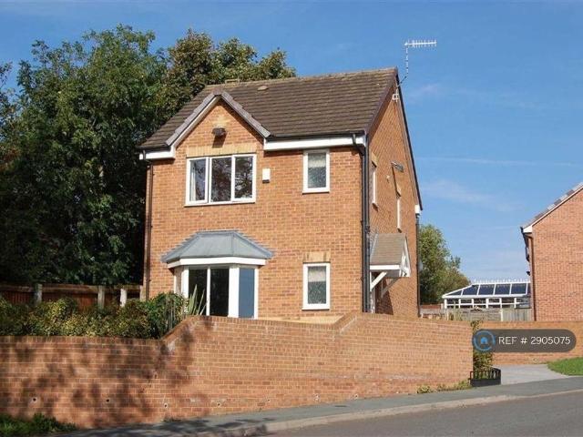 3 bedroom detached house to rent