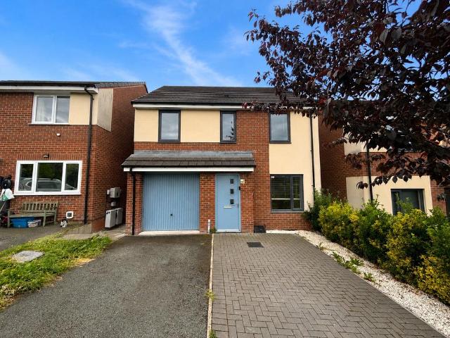 3 bedroom detached house to rent