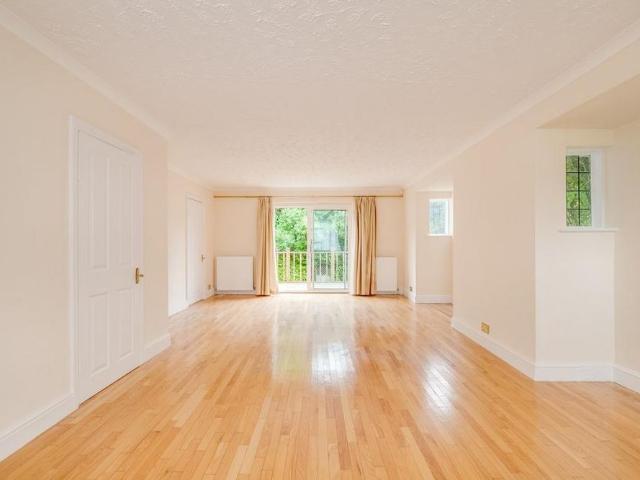 3 bedroom detached house to rent