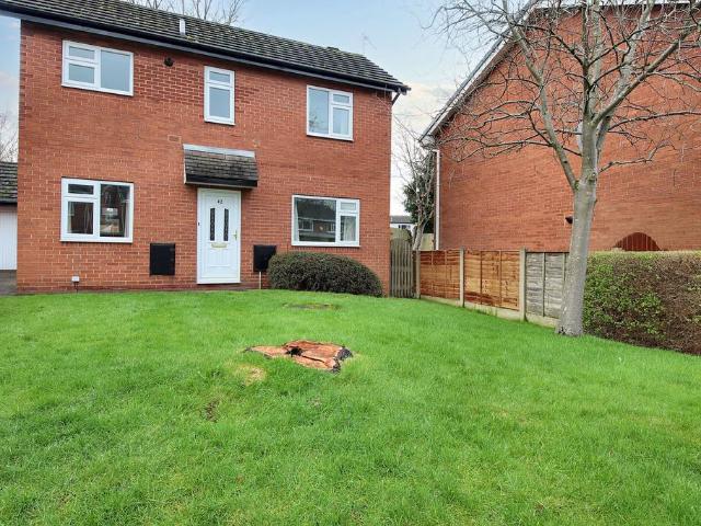 3 bedroom detached house to rent