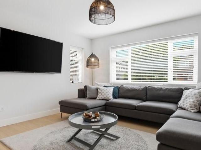 3 bedroom detached house to rent