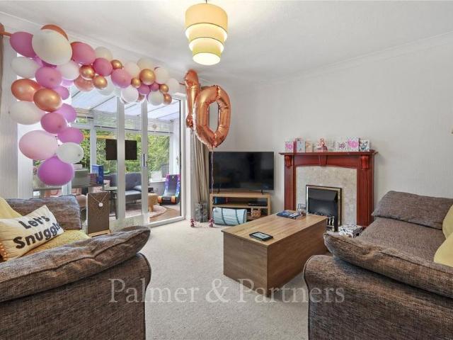 3 bedroom detached house to rent