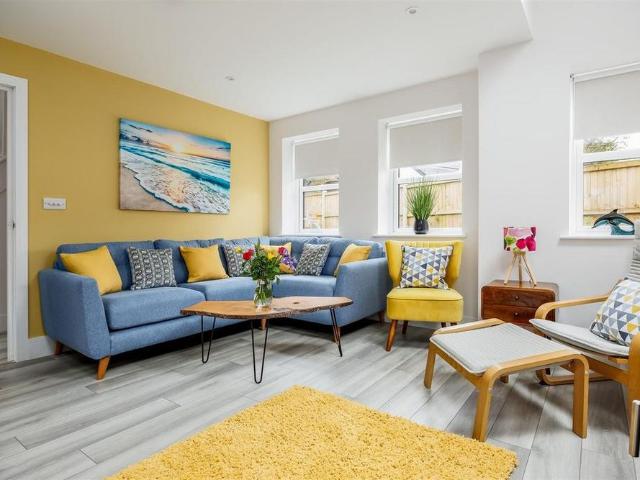 3 bedroom detached house to rent