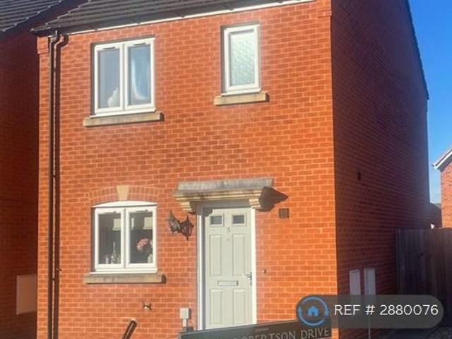 3 bedroom detached house to rent