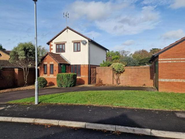 3 bedroom detached house to rent