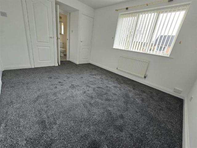 3 bedroom detached house to rent