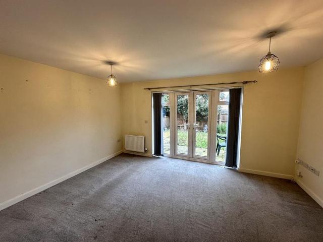 3 bedroom detached house to rent