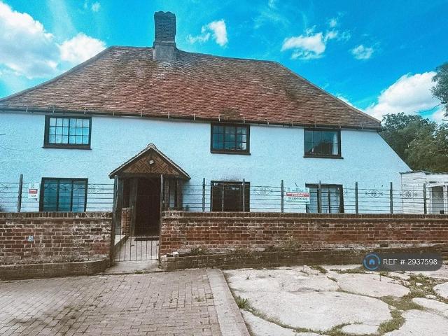 3 bedroom detached house to rent