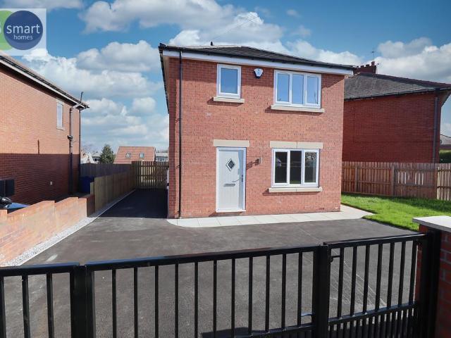 3 bedroom detached house to rent