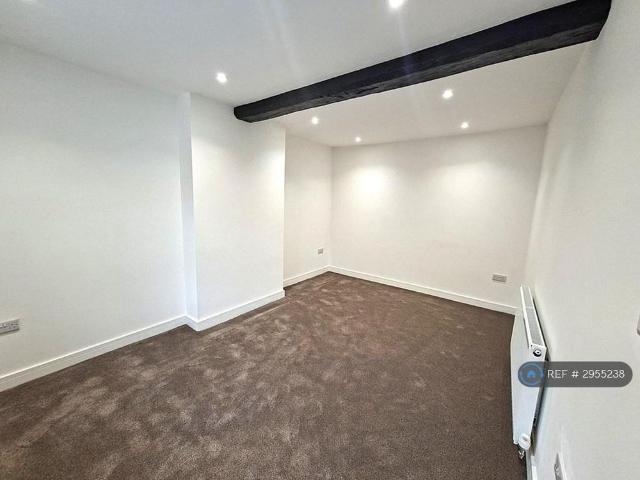3 bedroom detached house to rent