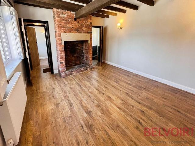 3 bedroom detached house to rent