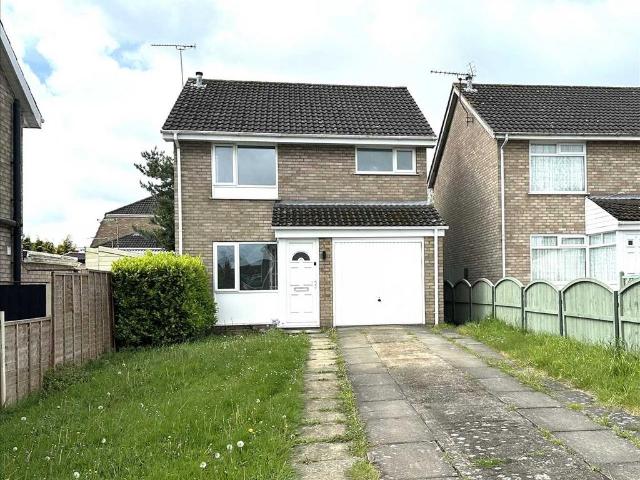 3 bedroom detached house to rent