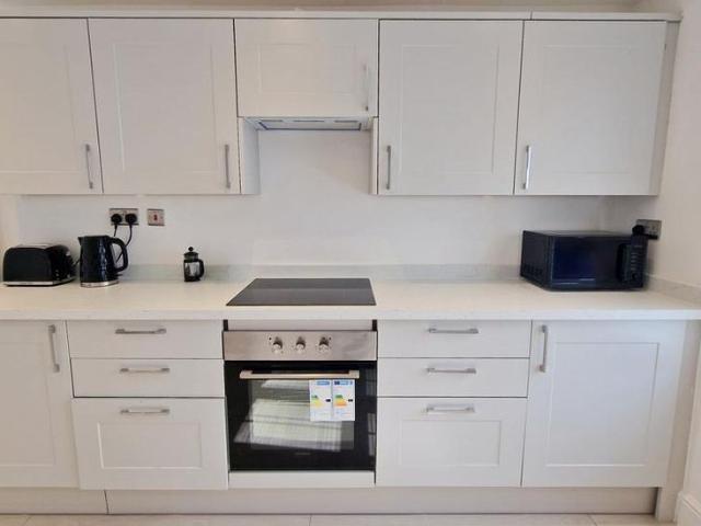 3 bedroom detached house to rent