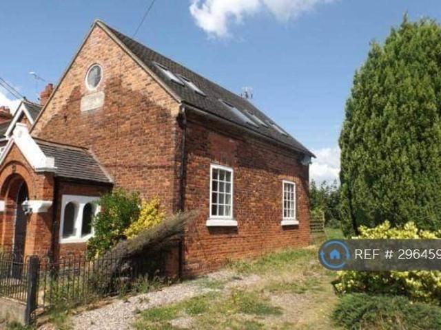 3 bedroom detached house to rent