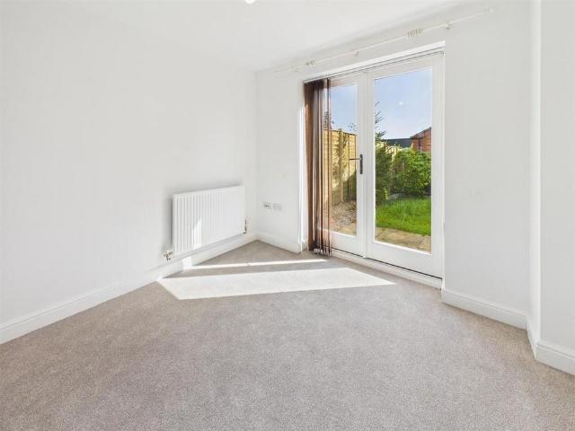 3 bedroom detached house to rent
