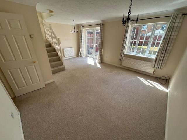3 bedroom detached house to rent