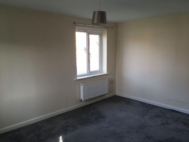 3 bedroom detached house to rent