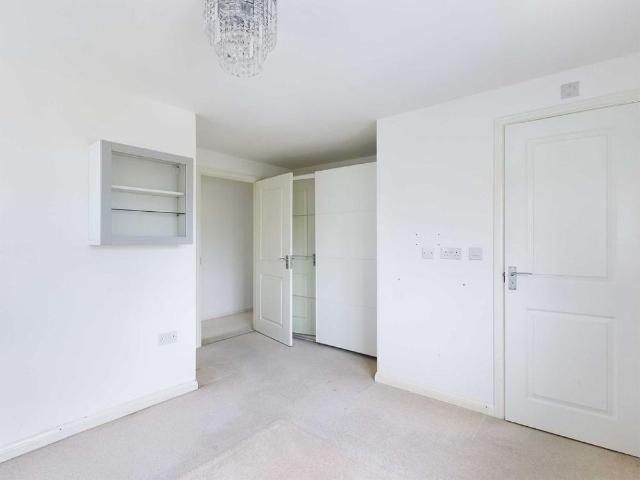3 bedroom detached house to rent