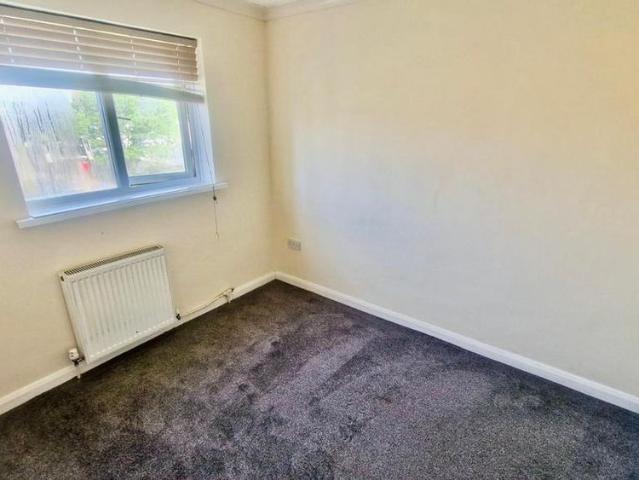 3 bedroom detached house to rent