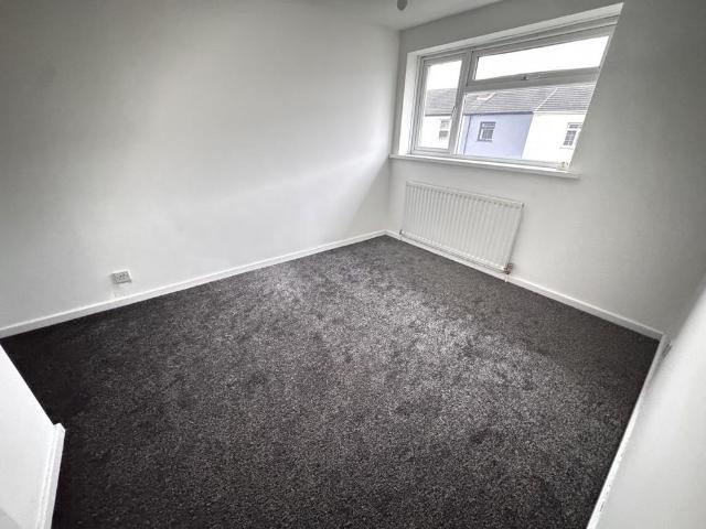3 bedroom detached house to rent