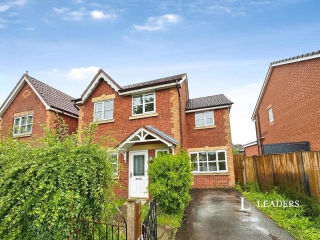3 bedroom detached house to rent