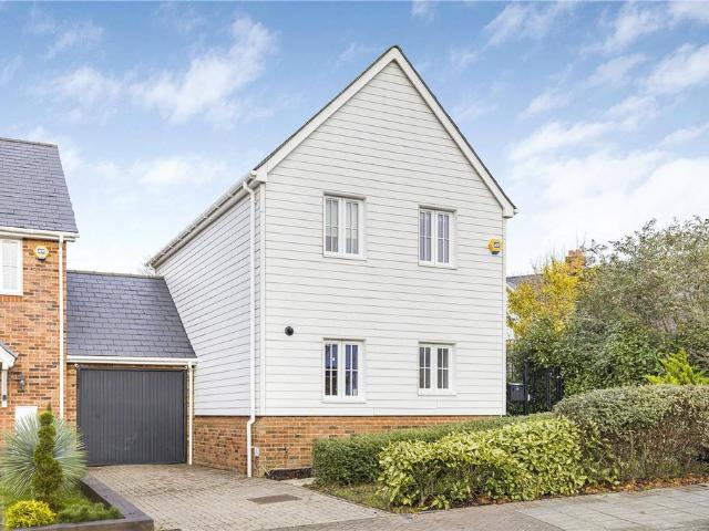 3 bedroom detached house to rent