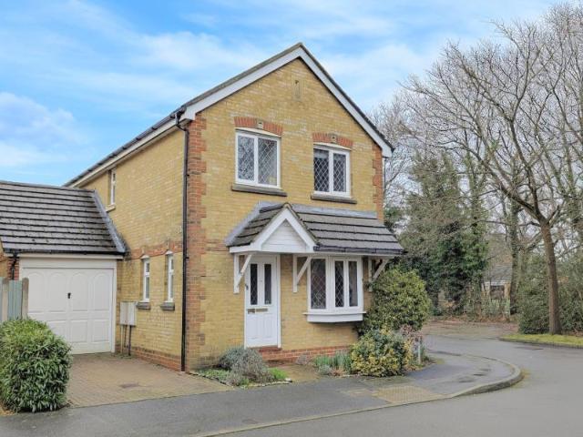 3 bedroom detached house to rent