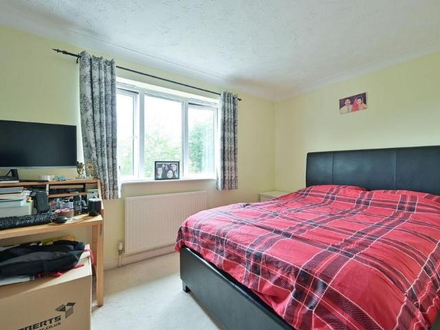 3 bedroom detached house to rent